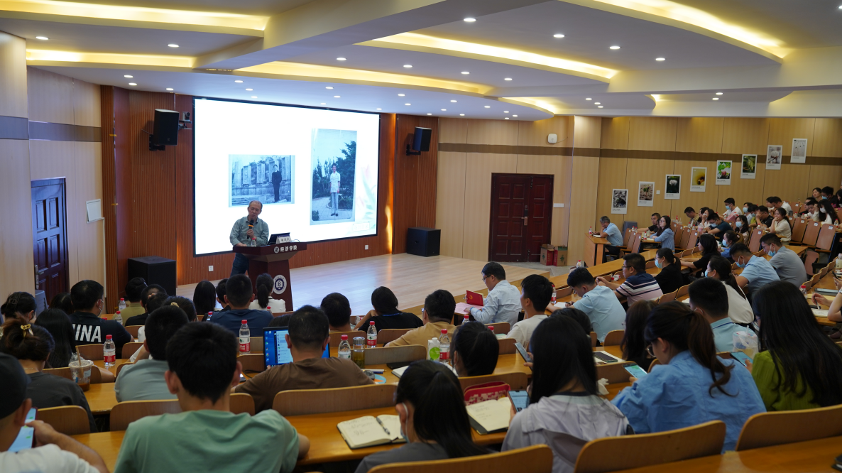 辅导员“赋能计划”培训第三讲：着力培养担当民族复兴大任的时代新人-武汉纺织大学-党委学生工作部 学生工作处 武装部